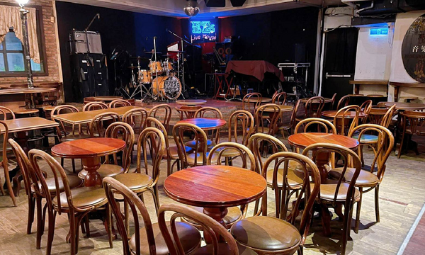 【關於 Live House】除了逛街還可以去這裡！台北音樂餐廳推薦 | 敦煌樂器